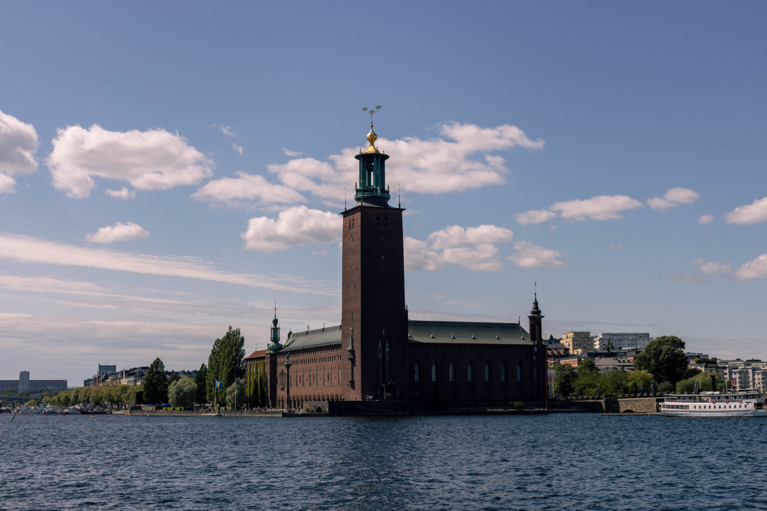 Stockholm’s Most Iconic Landmarks: City Hall, the Royal Palace & Beyond